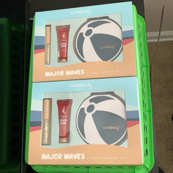 Ulta Beauty | Makeup | Brand New Ulta 3 Piece Makeup Kit Great To Gift ...